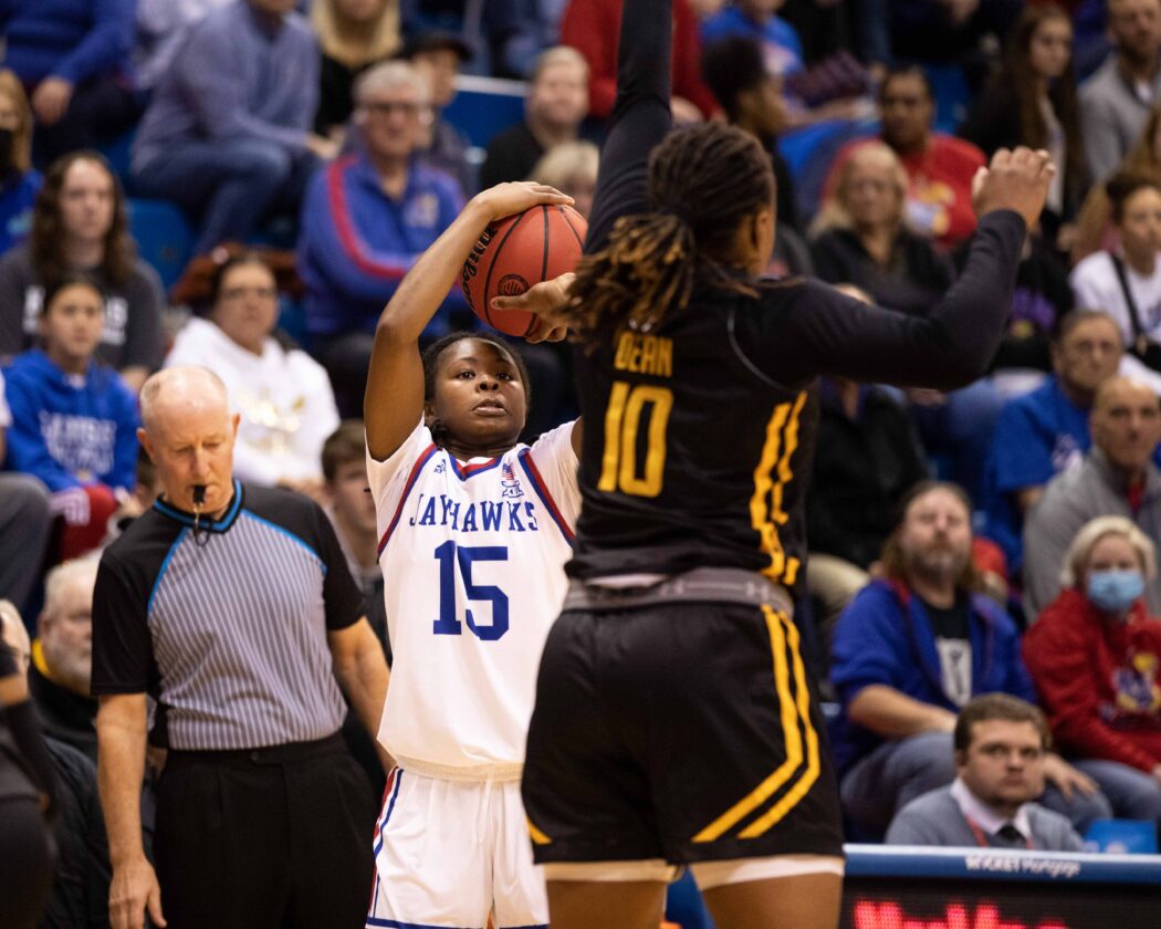 Kansas women keep unbeaten streak alive with 72-52 win over Wichita ...